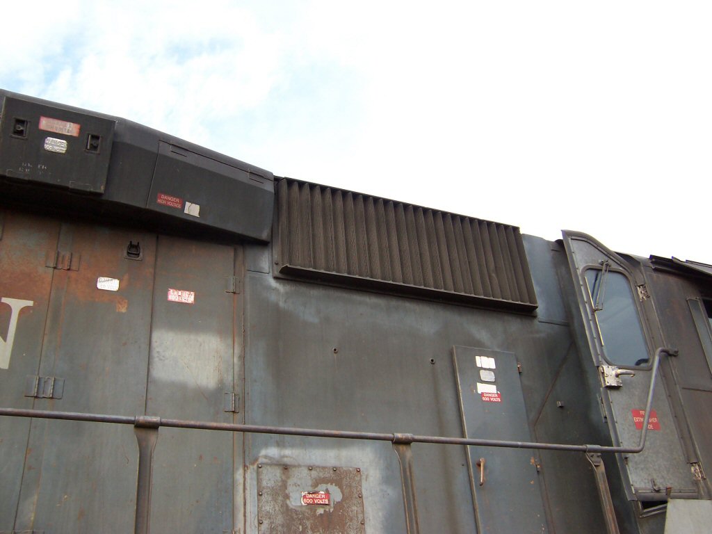 SP 8283 inertial intake detail